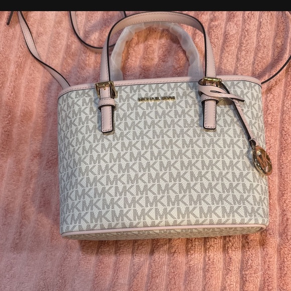 MICHAEL Michael Kors | Bags | Mk Blush Pink And Vanilla Bucket ...
